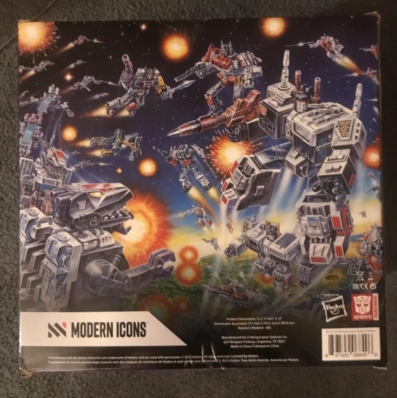 Hasbro | Toys | Transformers Modern Icons Soundwave Exclusive Helmet ...